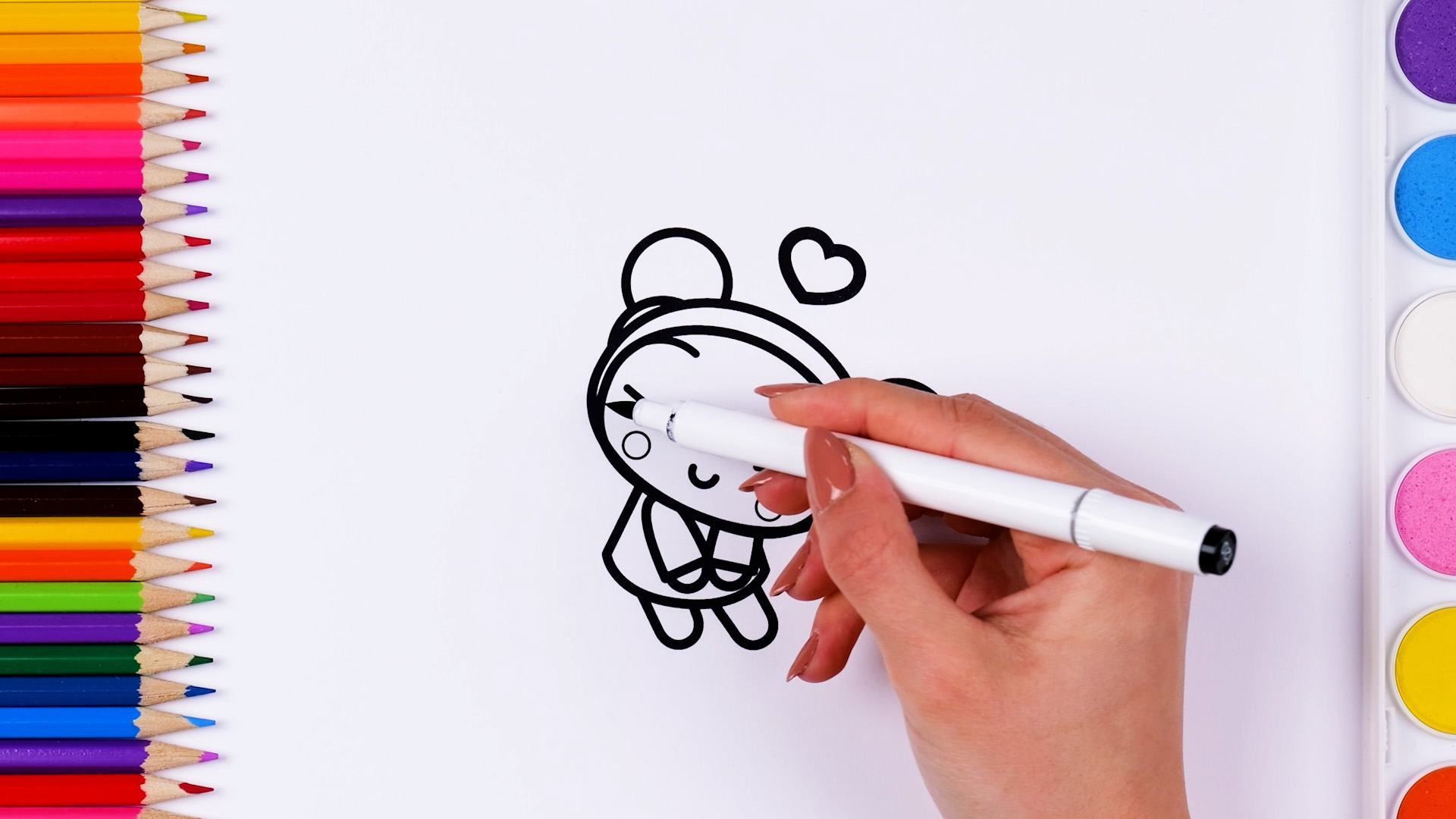 Little girl drawing | Coloring in activity