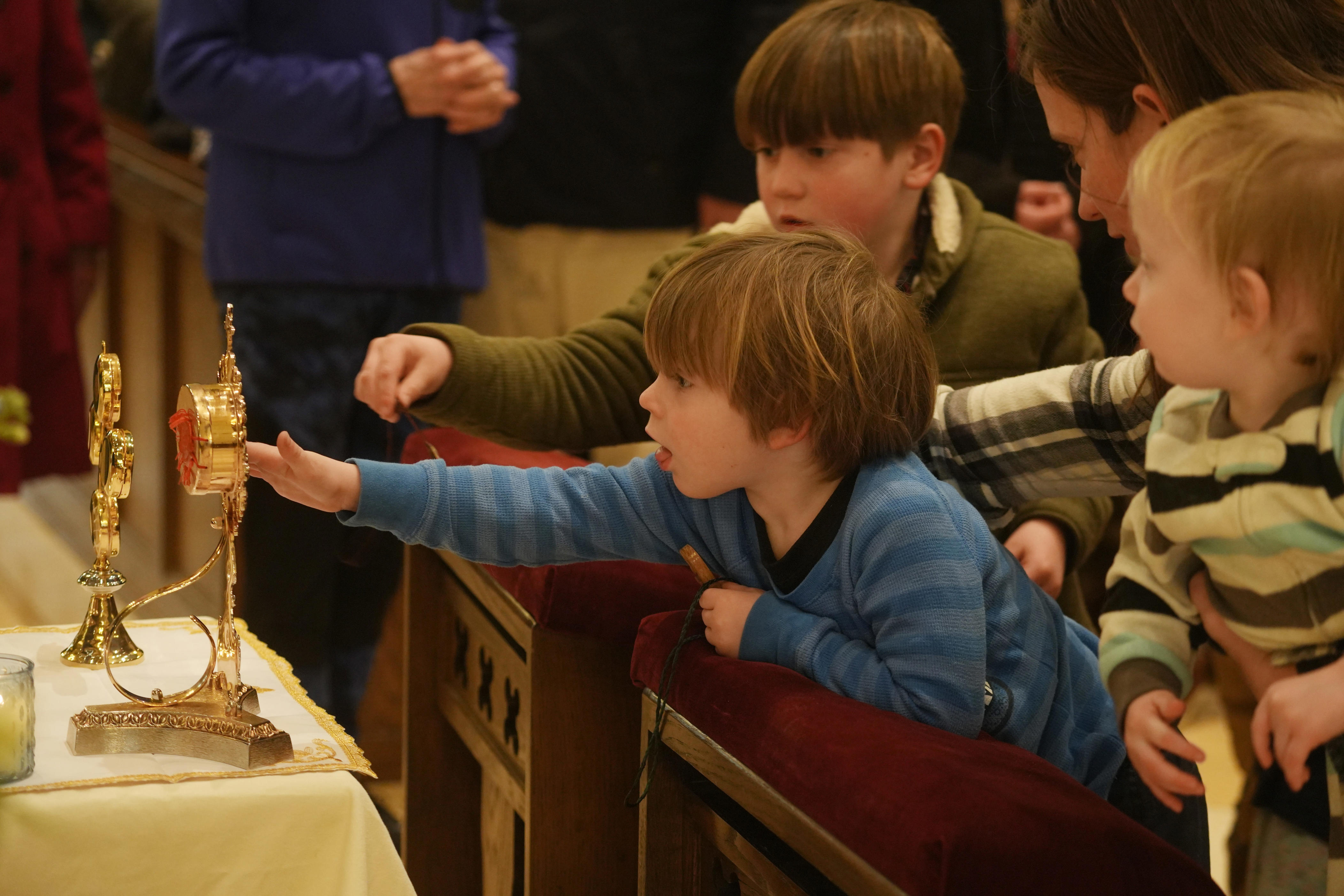 Relic of first millennial saint, St. Carlo Acutis, visits Columbus area