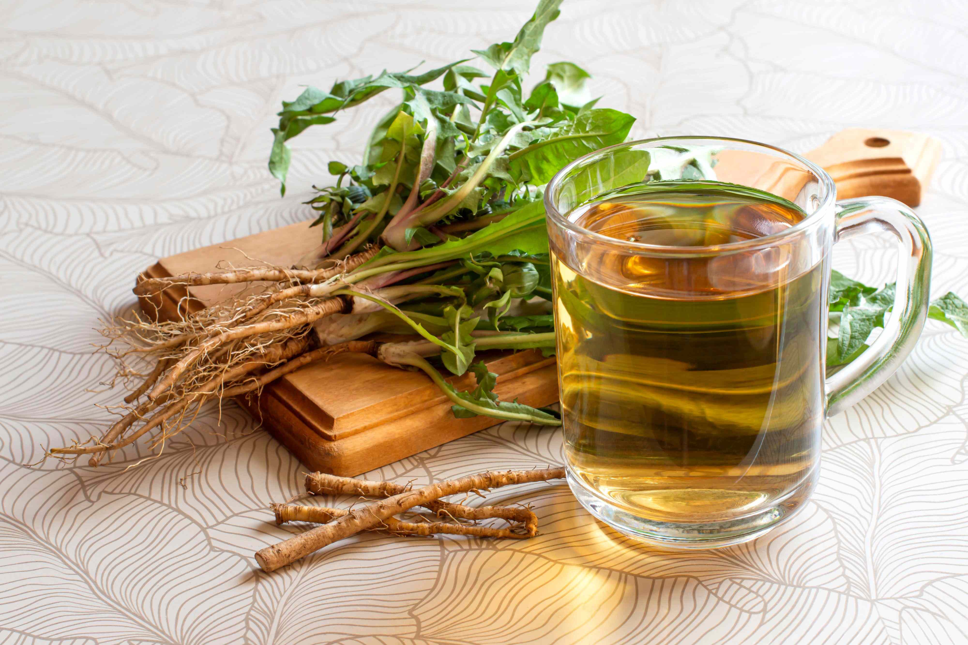 The best time to drink dandelion tea for gut health and digestion