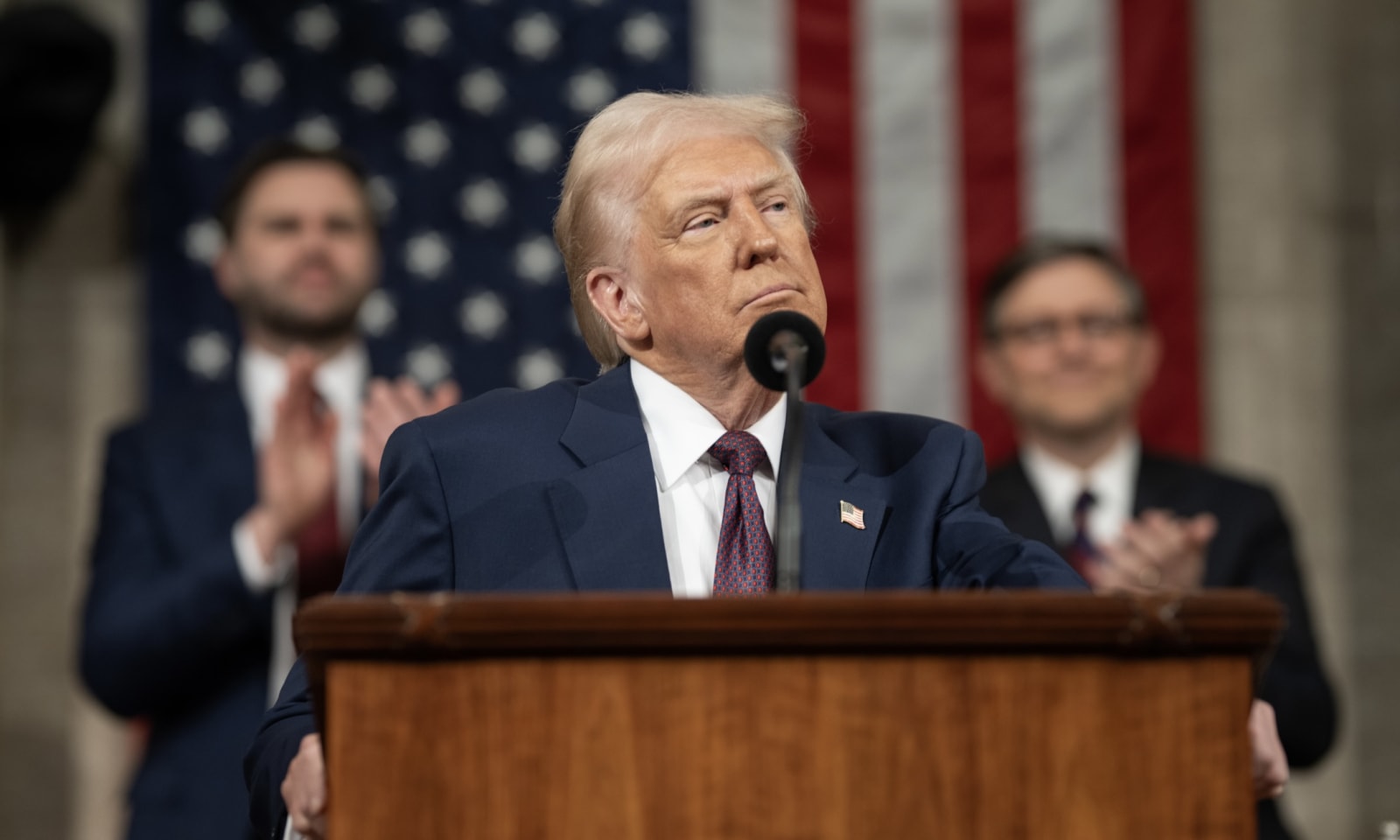 Trump's shocking poll hits slump as approval plunges to 70-year low ...