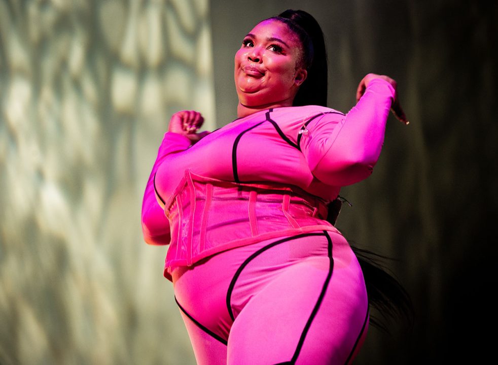Lizzo lost 60 pounds and here's the diet she ditched and the protein ...