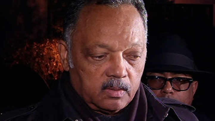 'He's my hero:' Rep. Jonathan Jackson chokes up about dad Rev. Jesse ...