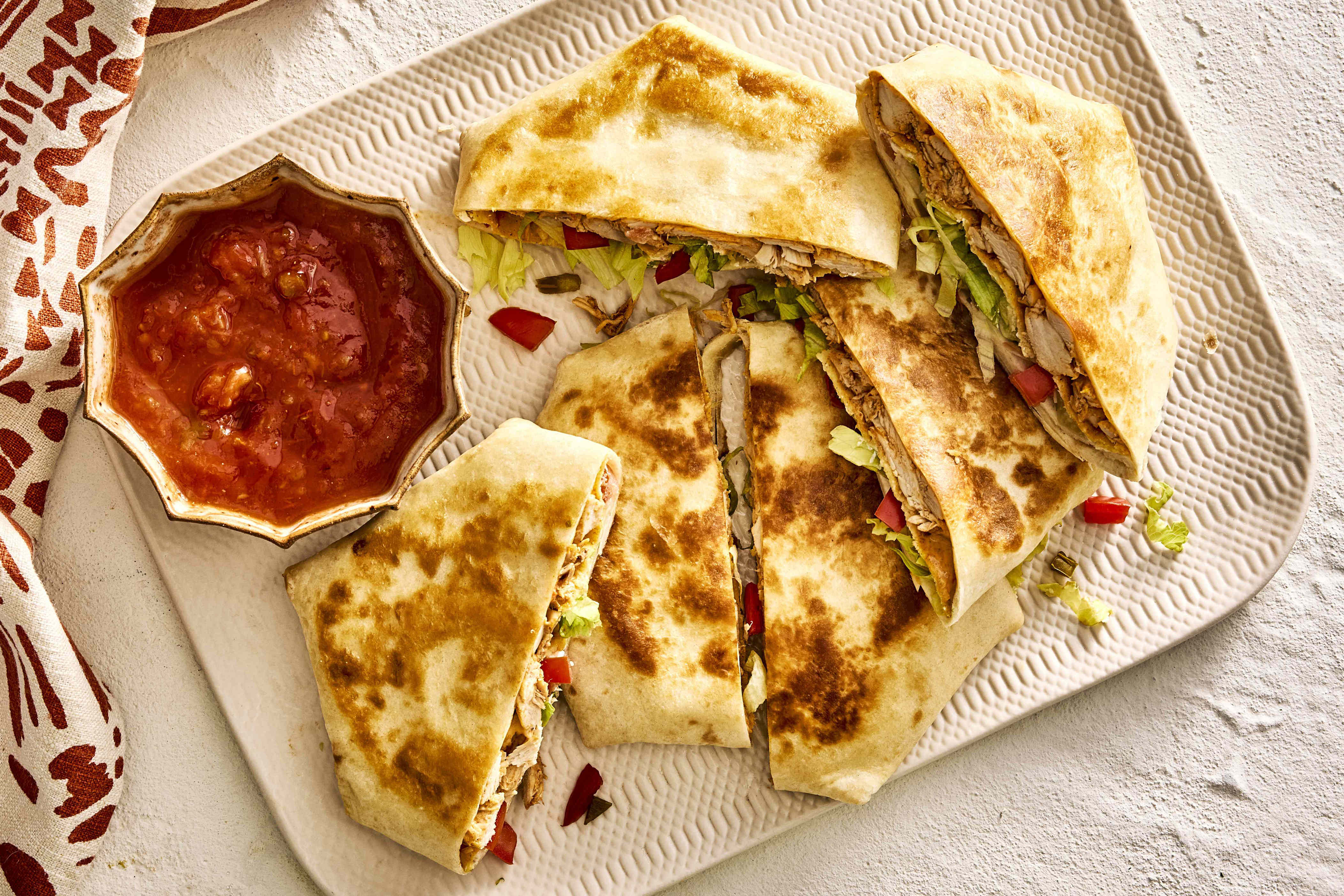 I make this easy wrap when I need dinner fast—and it has 47 grams of ...