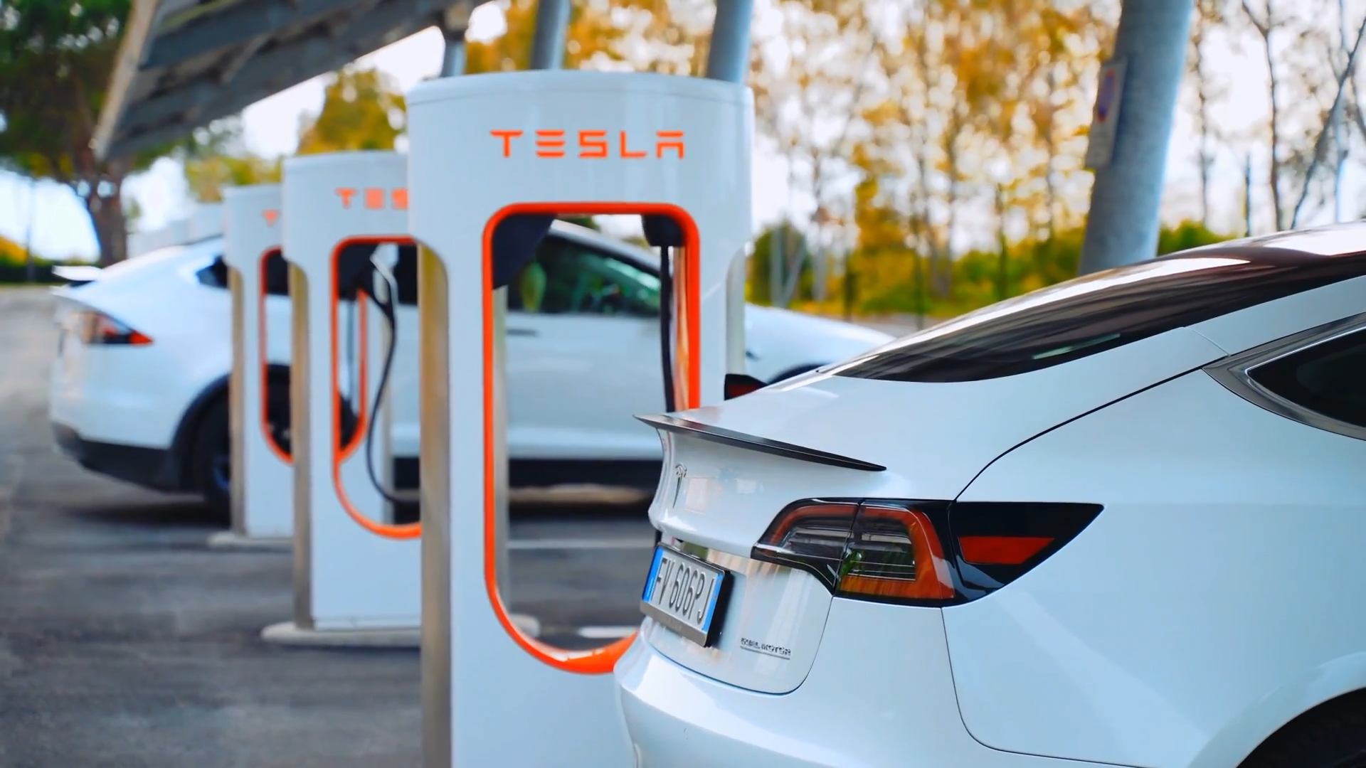 "The hidden system powering Tesla" - The logistics behind Tesla’s ...