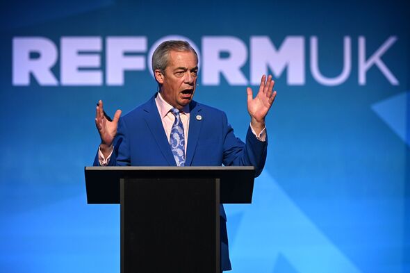 ‘I can't win!' Nigel Farage explodes at GB News journalist Christopher Hope