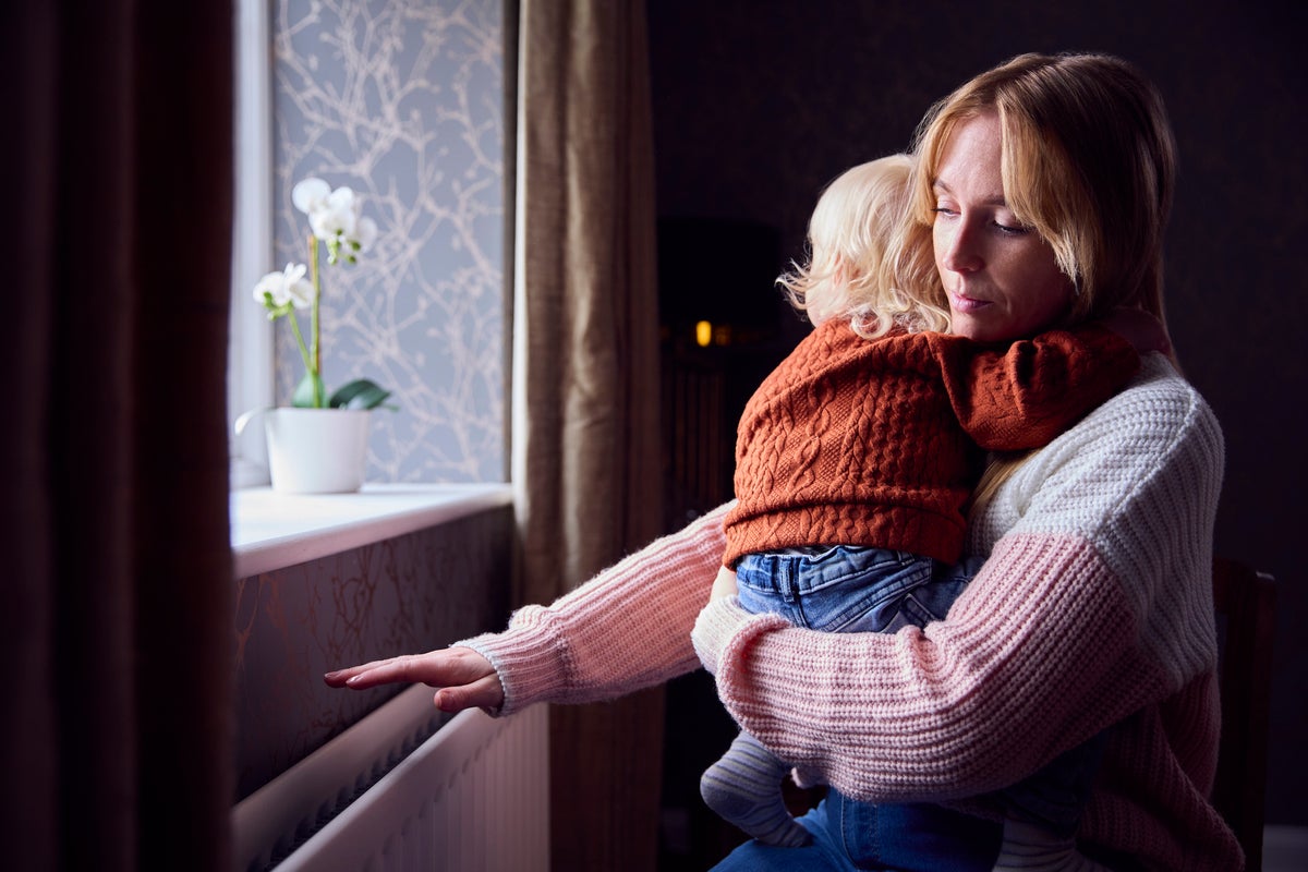 How to stay warm at home in the cold without turning up the heating