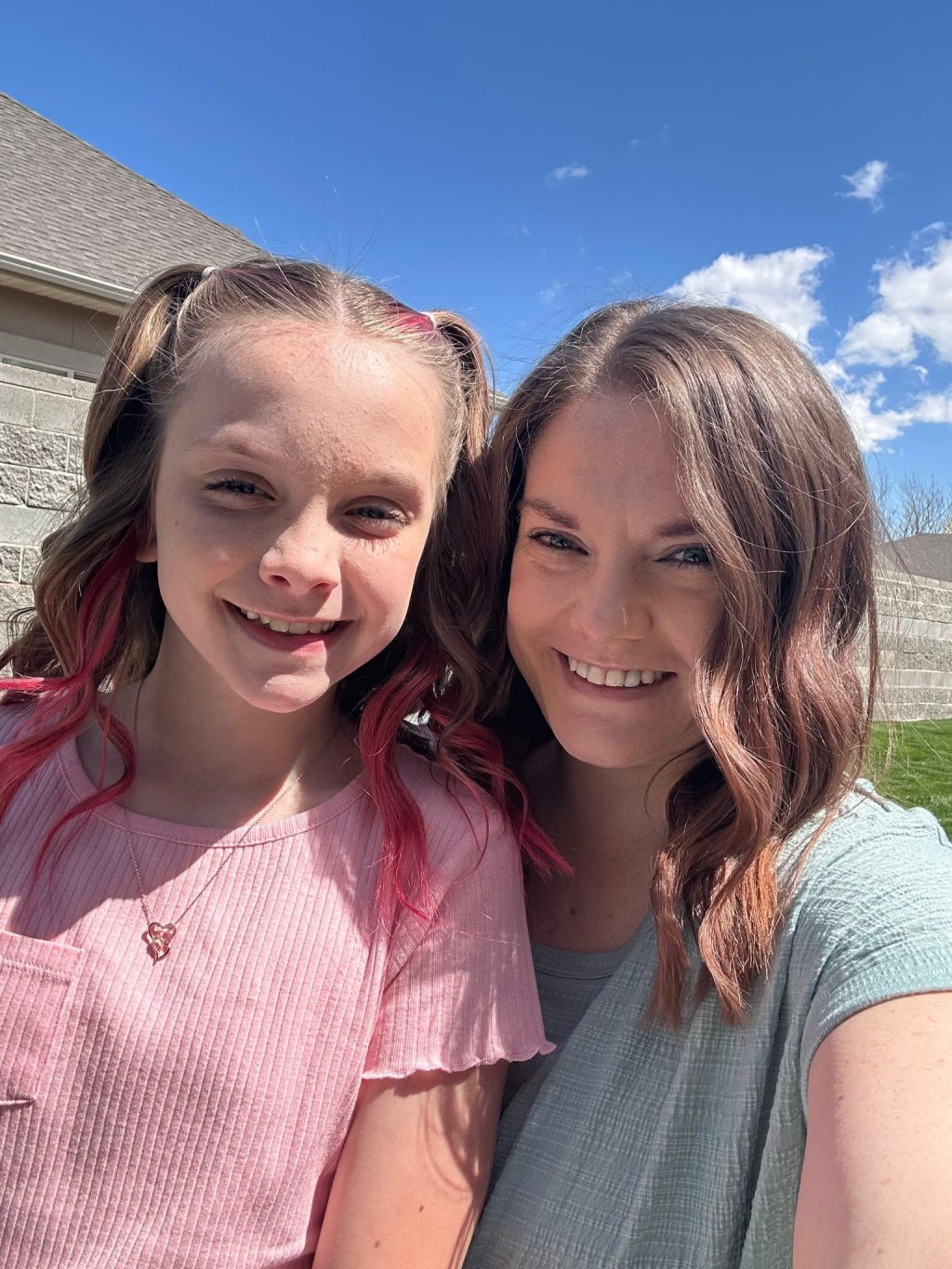 Utah dance mom 'spiraled' after getting 'mean' texts from another ...