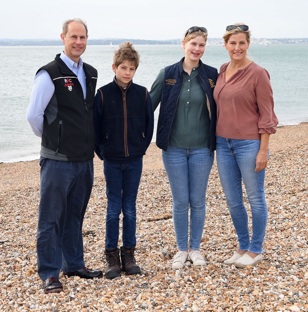 Who are Queen Elizabeth's children? All about King Charles, Princess ...