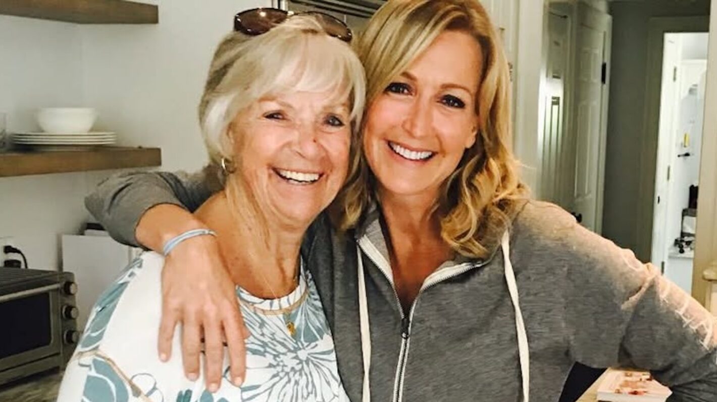 'GMA’s' Lara Spencer mourns death of mother