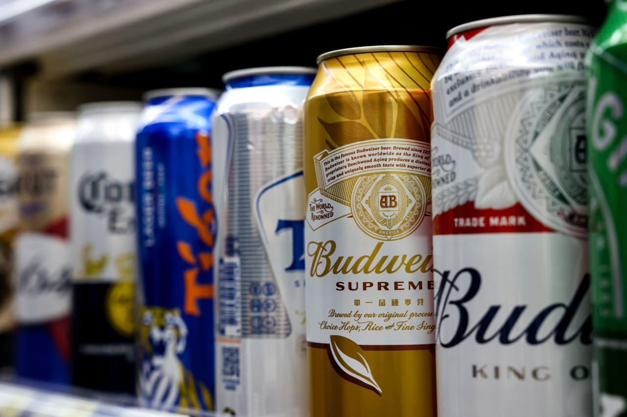 Technical indicators flash warning signs for alcohol stocks as staples ...