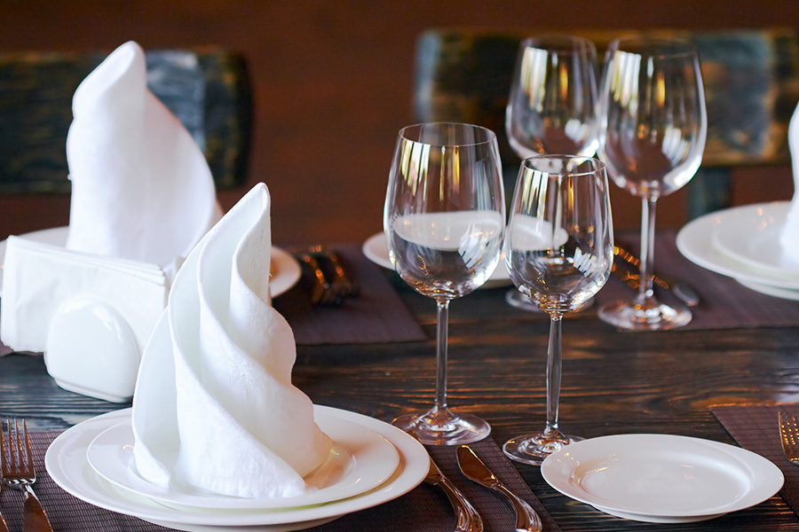 Old-school manners that have quietly disappeared--but need to make a ...