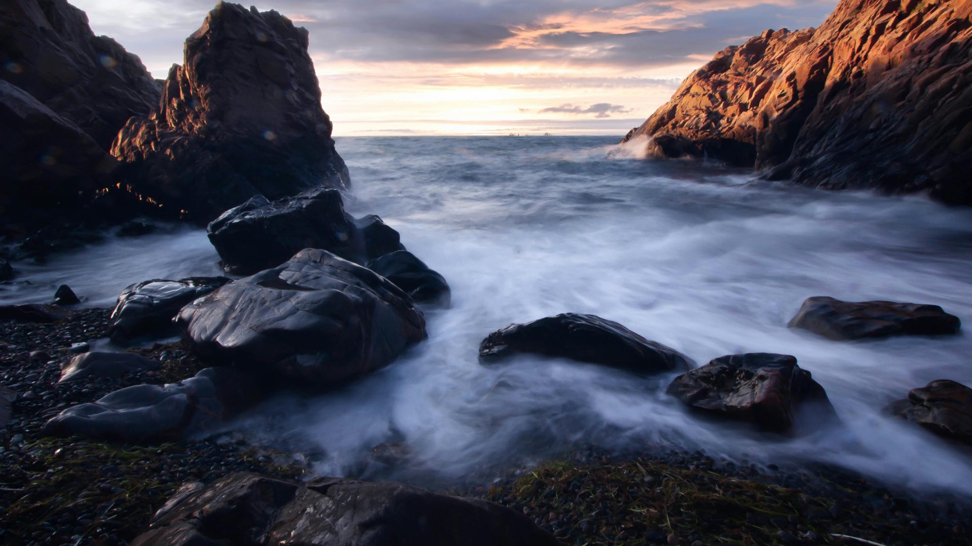 A scientist claims to have solved the mystery of the "Bermuda Triangle"