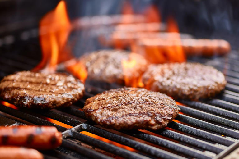 The secret ingredient I always add to my burgers—it's so delicious