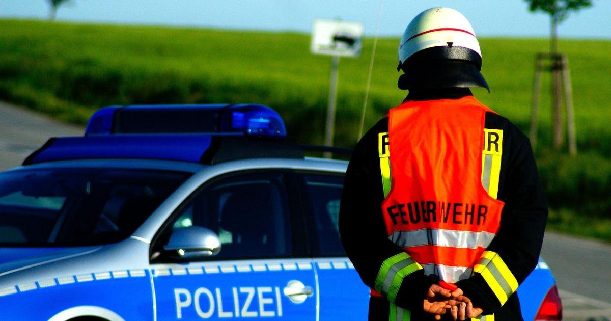 Woman ticketed for ‘driving with device in right hand’ despite not ...