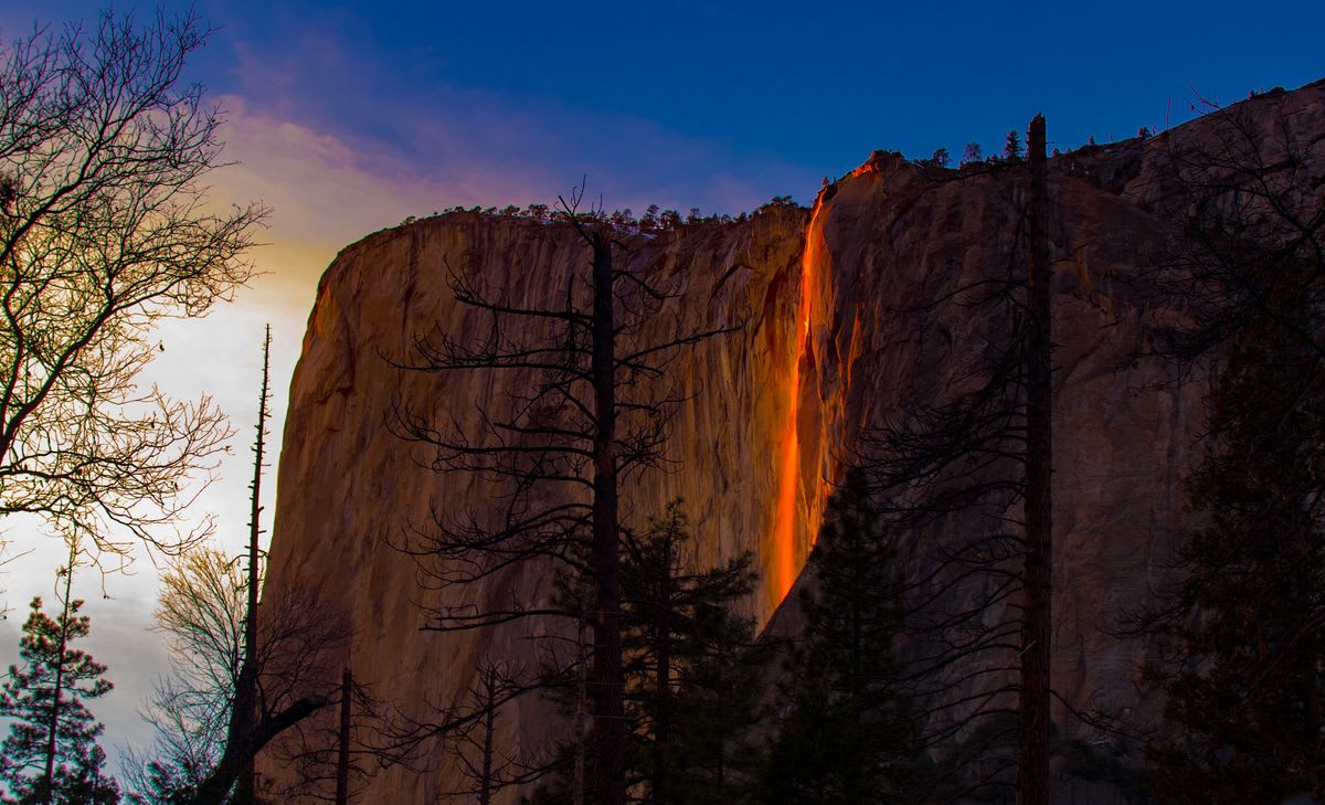 A rare phenomenon transforms Yosemite's firefall into a beautiful ...