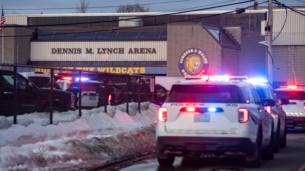 Pawtucket, Rhode Island hockey game shooting victims identified as ...