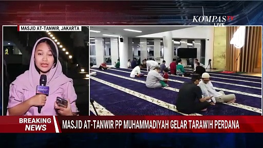 Tarawih perdana Selasa malam, ini suasana masjid yang digunakan warga ...