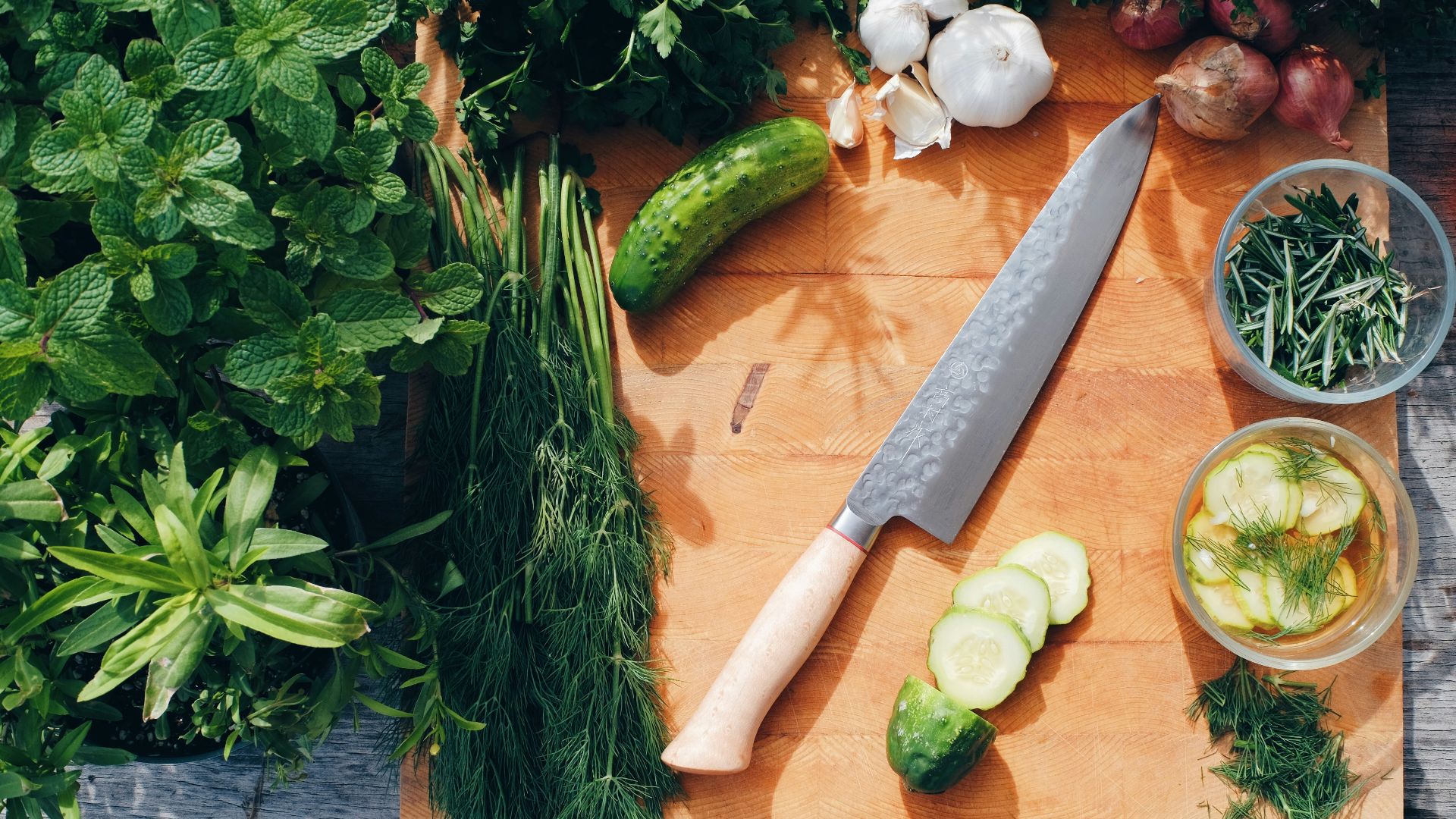 10 ingredients that elevate breakfast & 10 that ruin it