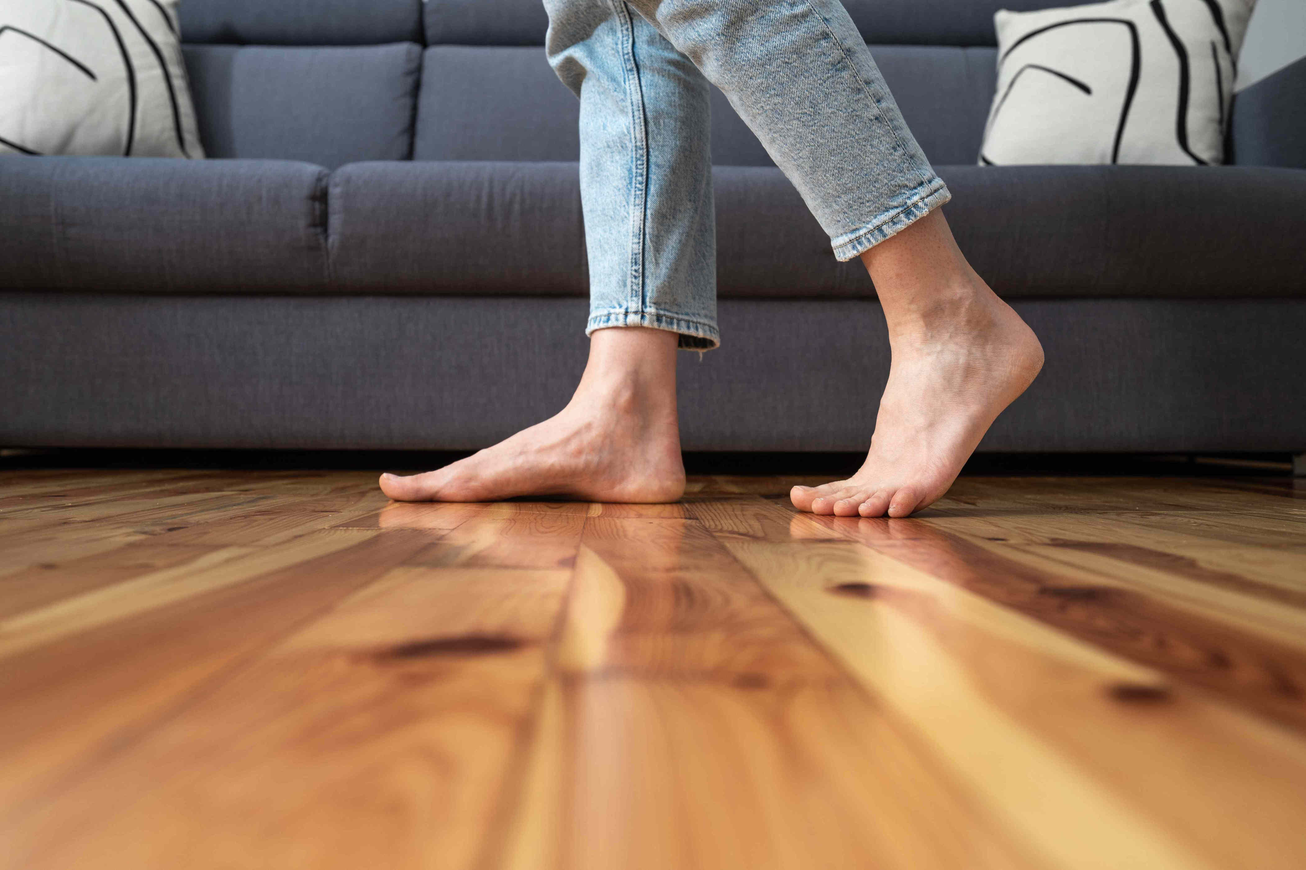 Should you walk barefoot at home? Podiatrists weigh in on what’s best ...