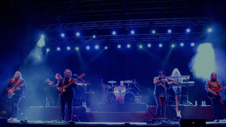 Kansas celebra 50 años de historia con noche nostálgica en México