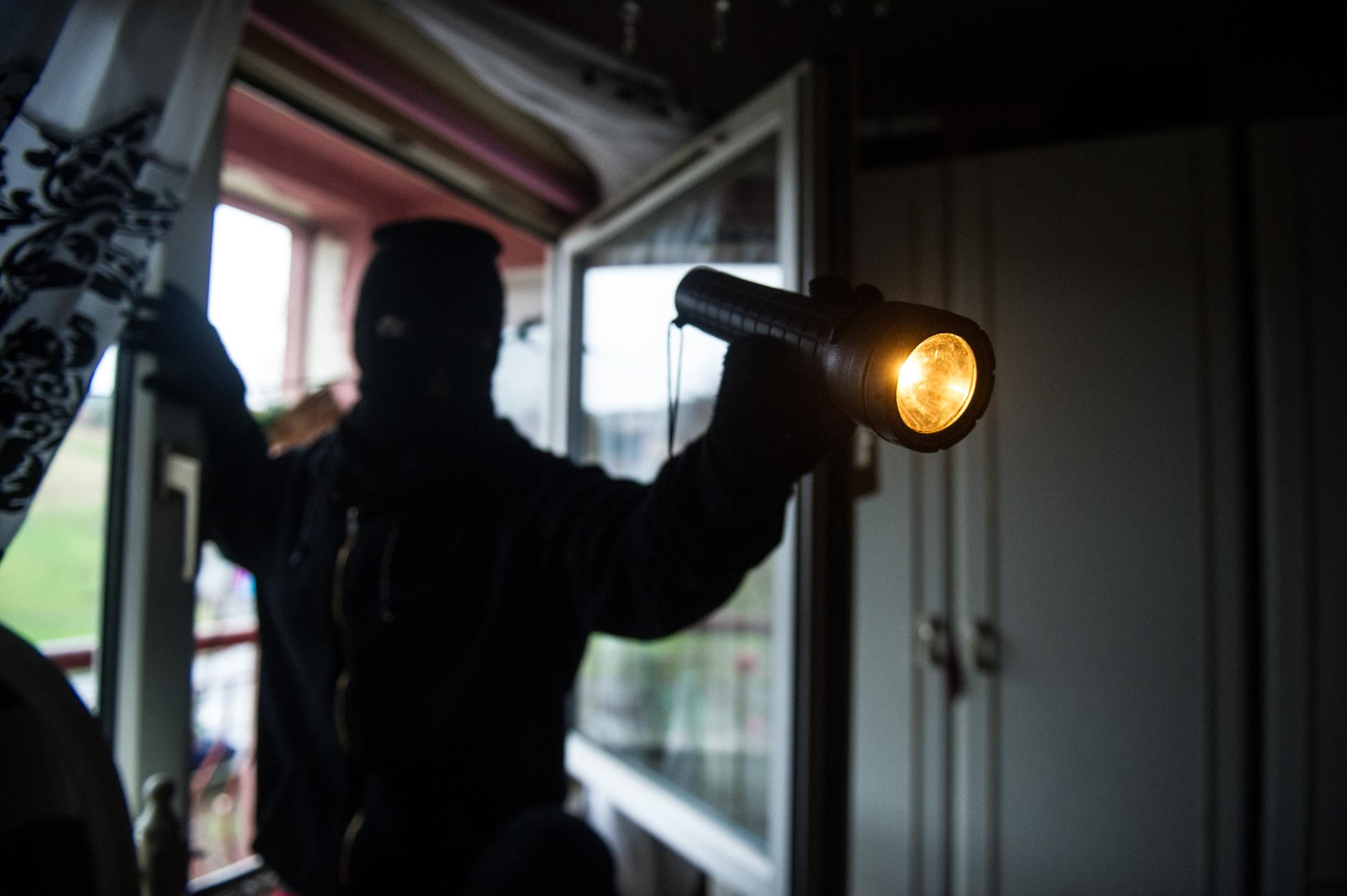 Sporting goods stolen during West Lothian business premises break-in
