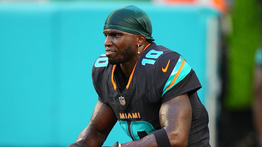 Ravens could leverage Tyreek Hill signing into Lamar Jackson extension