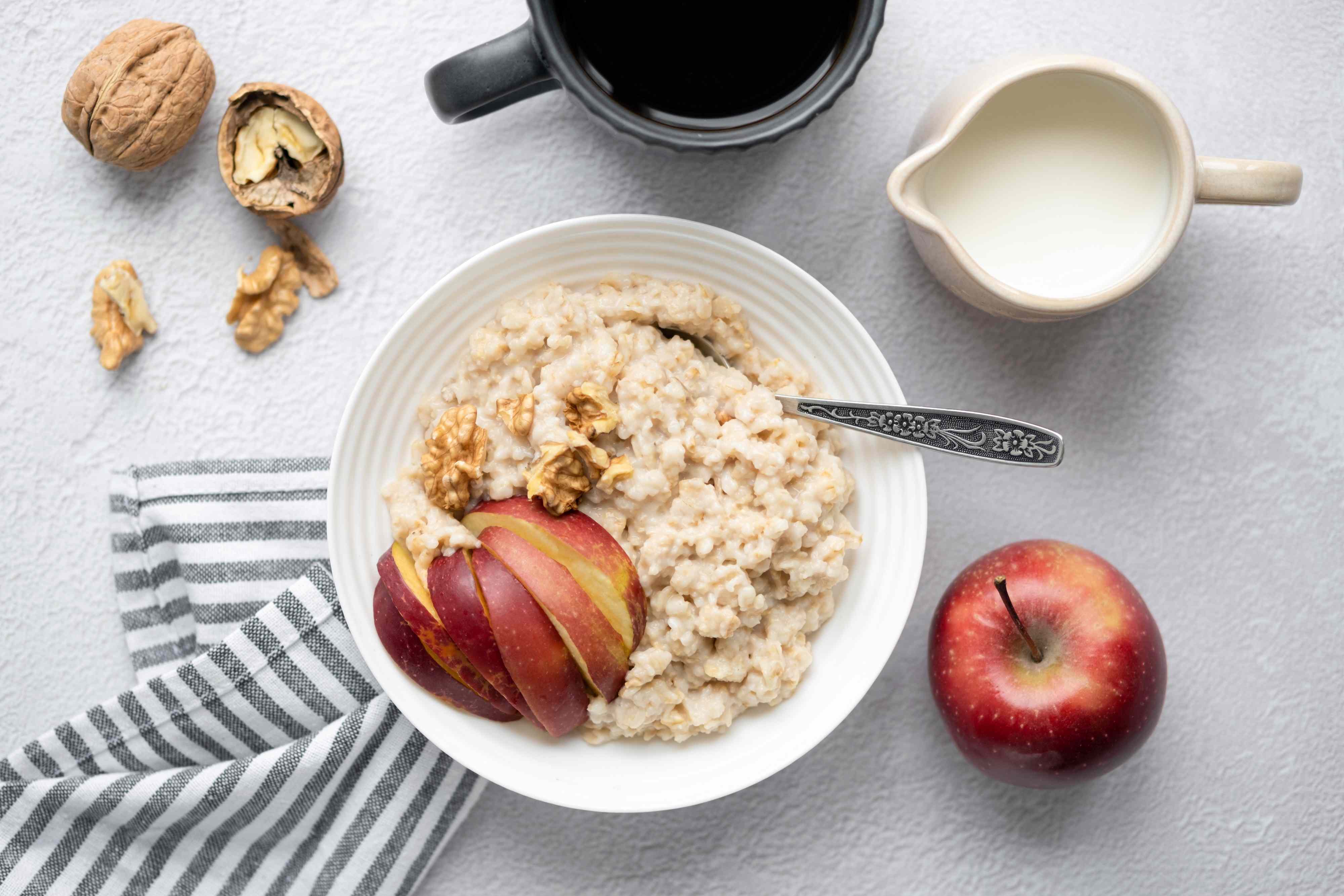 Eat oats for lower cholesterol, boost vitamin D absorption—and 3 more ...