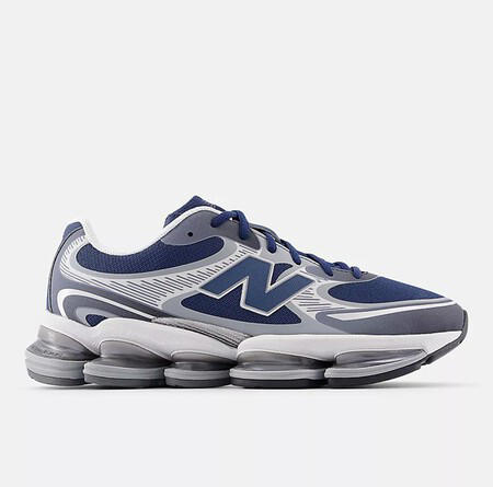 Las nuevas New Balance en azul marino que parecen clásicas, pero son ...