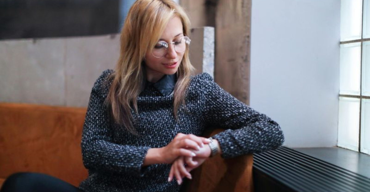 People who hate being late share these 9 control-driven personality traits