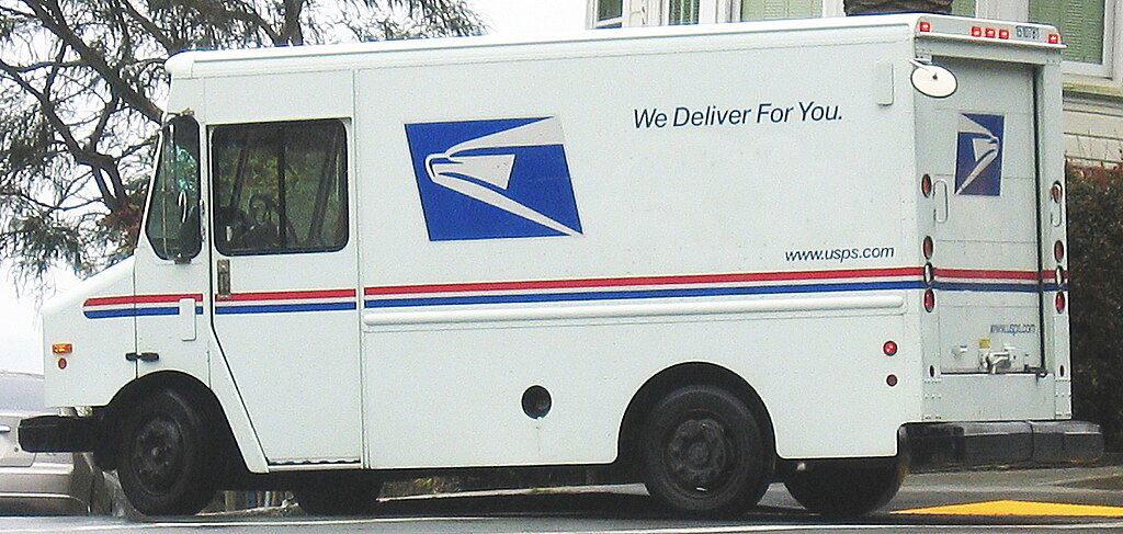 Metro Atlanta postal worker fatally shot on the job as community mourns ...