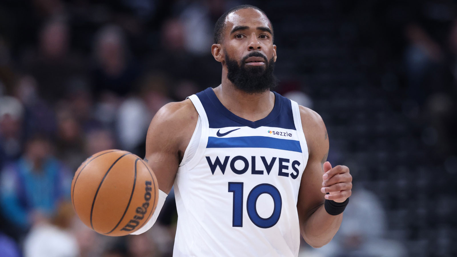 Mike Conley officially re-signs with Timberwolves after getting traded ...