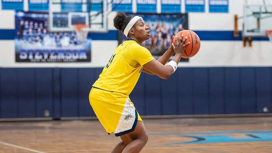 Official Michigan girls high school basketball divisional rankings ...
