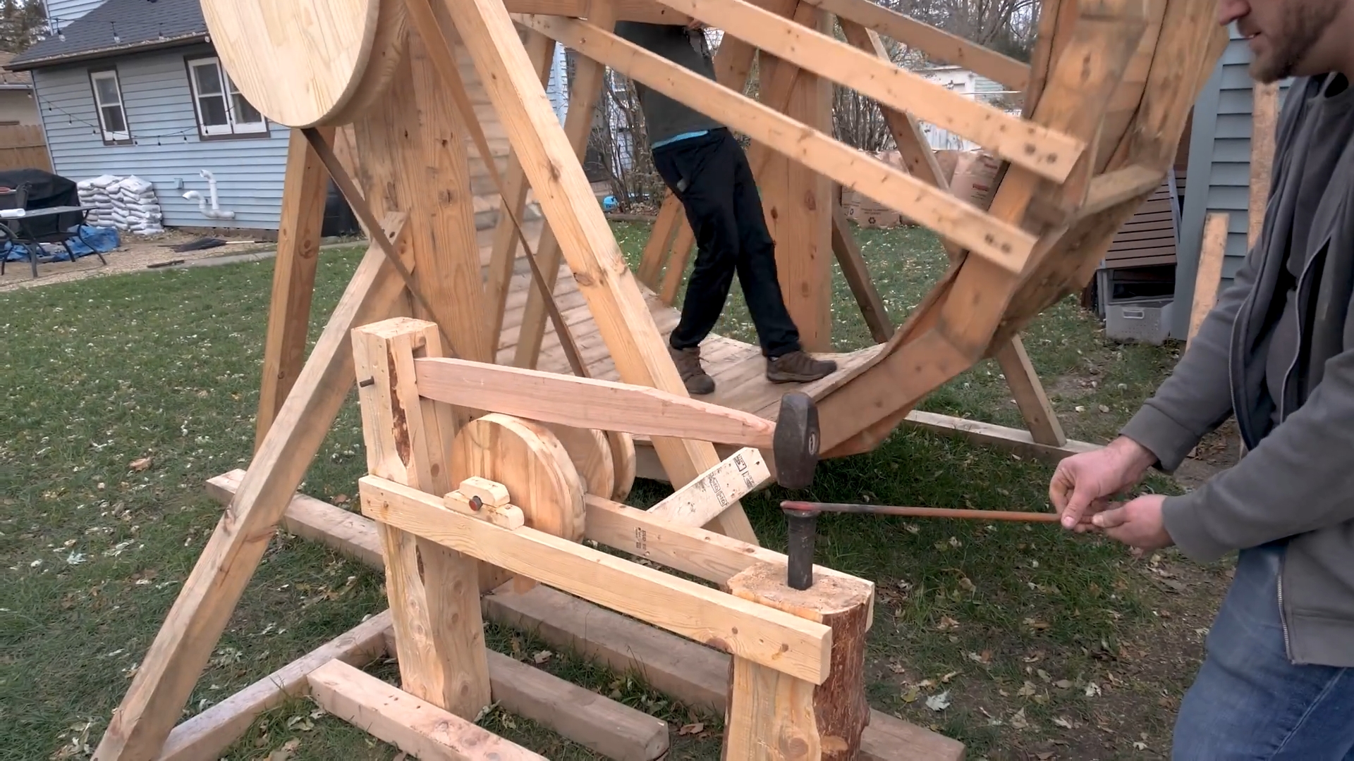 Rebuilding a Roman treadwheel power system