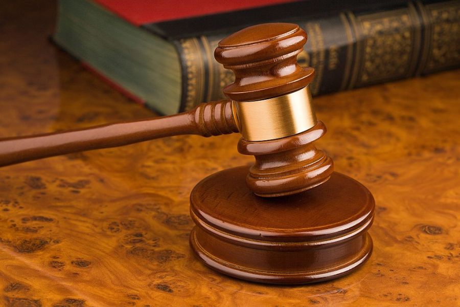 Woman federally charged with trafficking meth up I-35