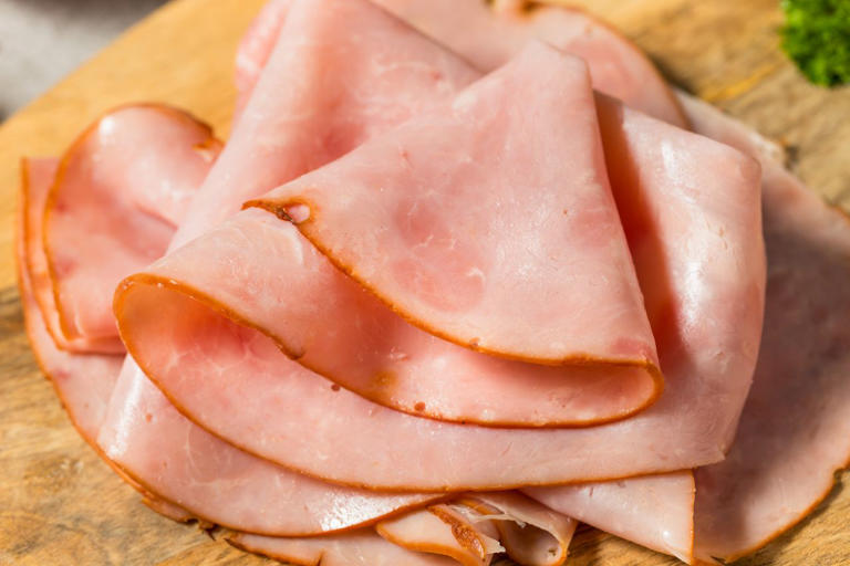 5 healthiest types of lunch meat for sandwiches and snacks