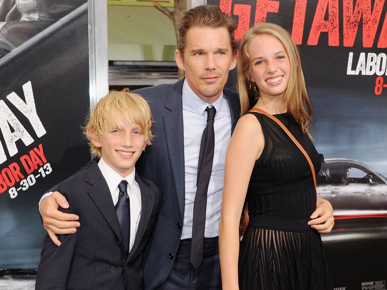 All about Maya Hawke's famous parents, dad Ethan Hawke and mom Uma Thurman