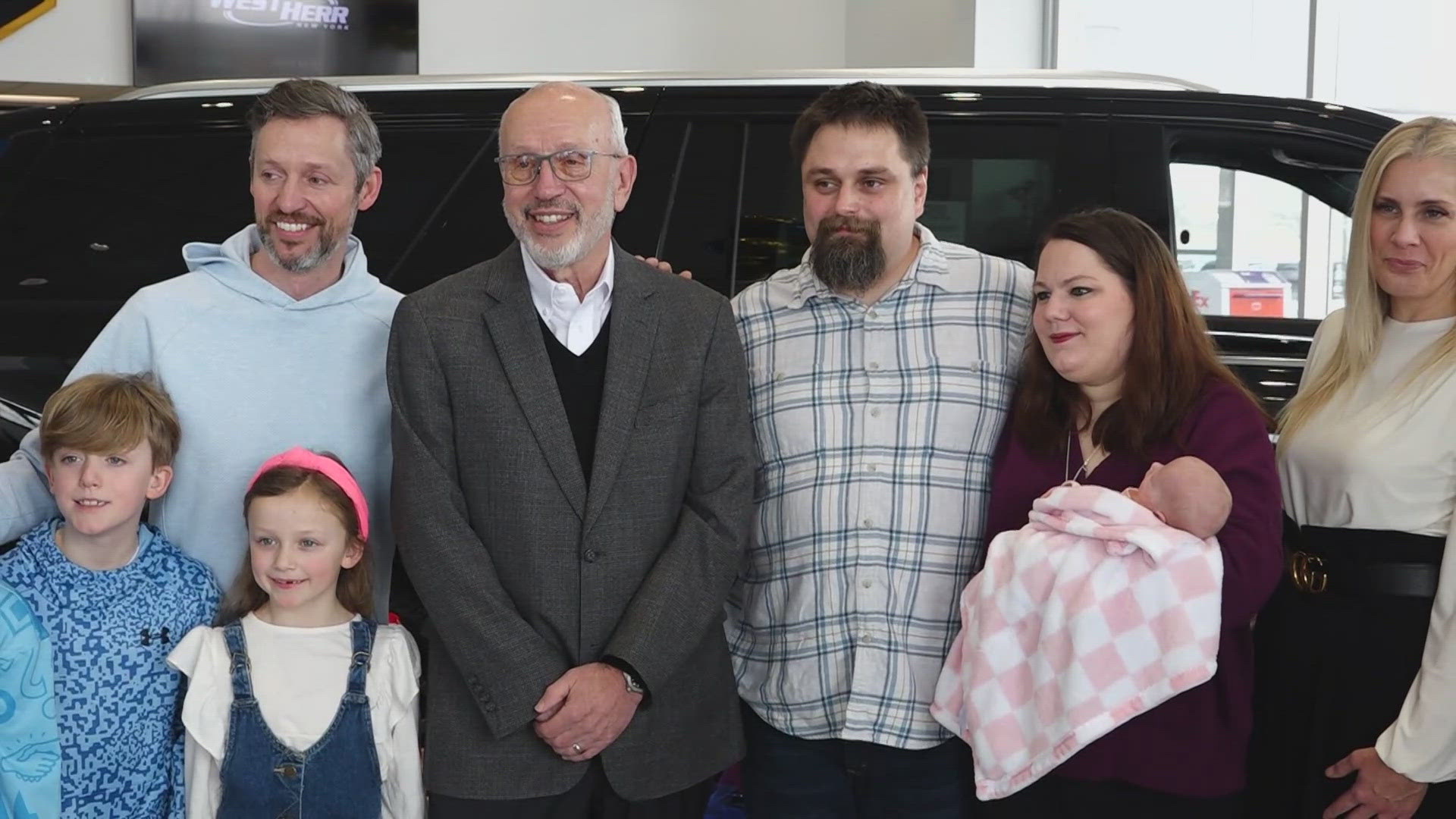 West Herr donates SUV to quintuplet family