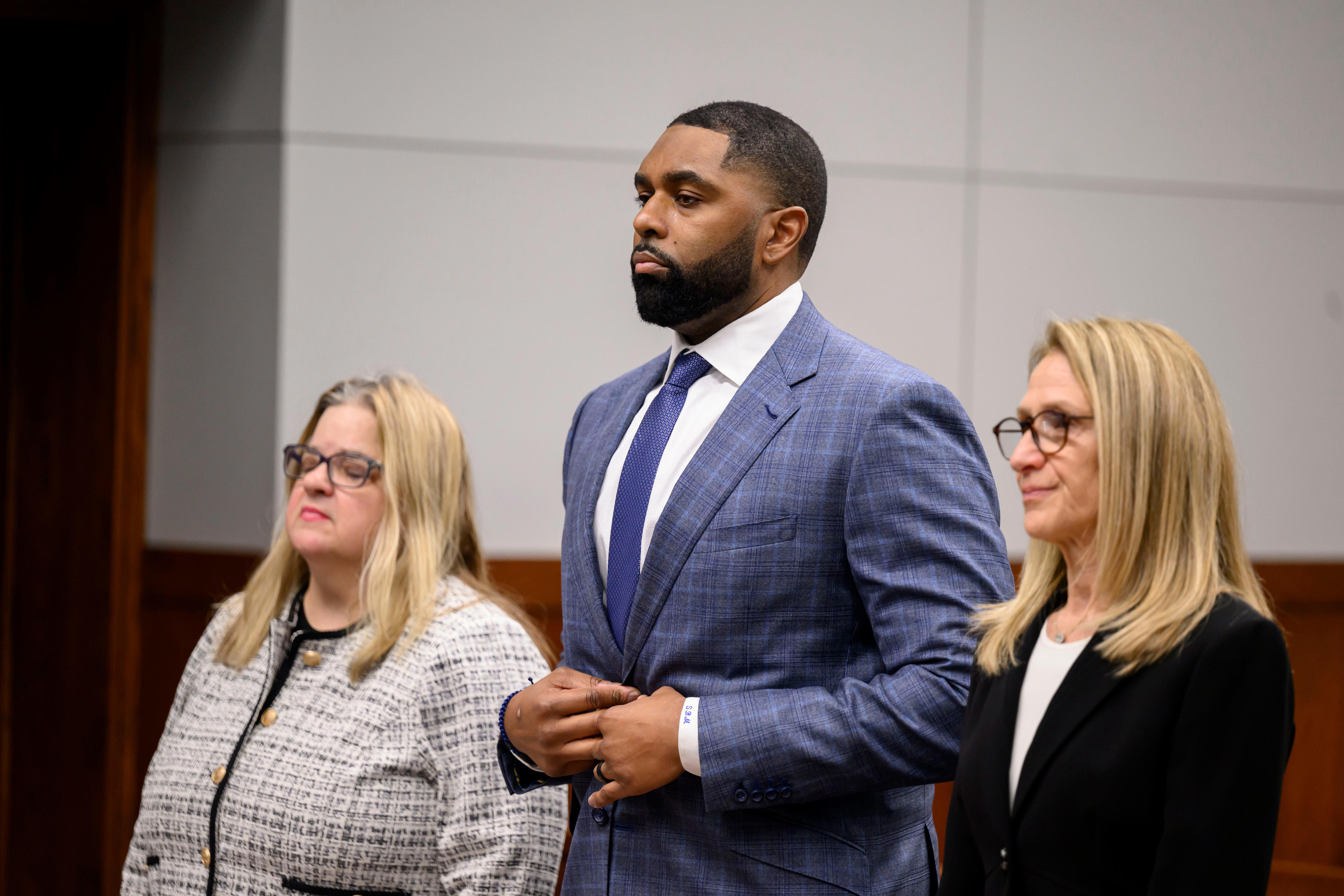 Judge 'very worried' about officer's omission while seeking Sherrone ...