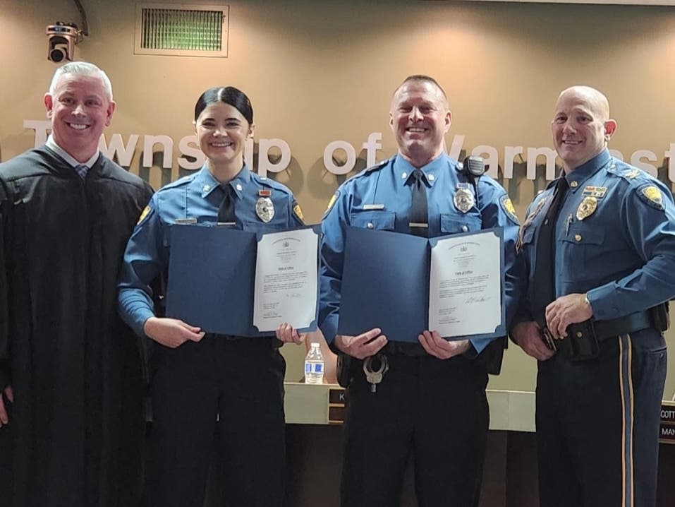 2 police officers promoted in Warminster
