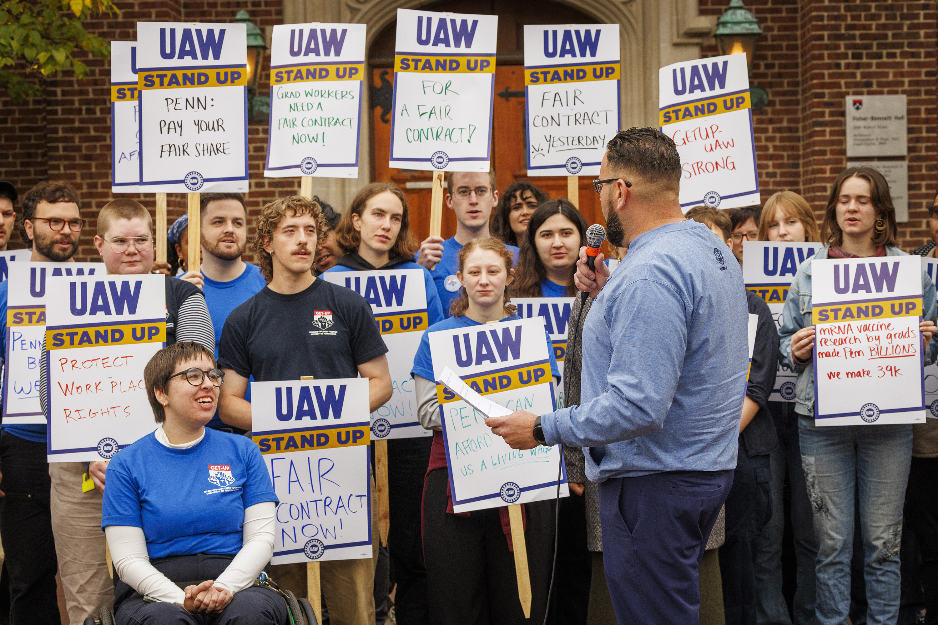 Graduate student workers at Penn reach a tentative agreement, avoiding ...