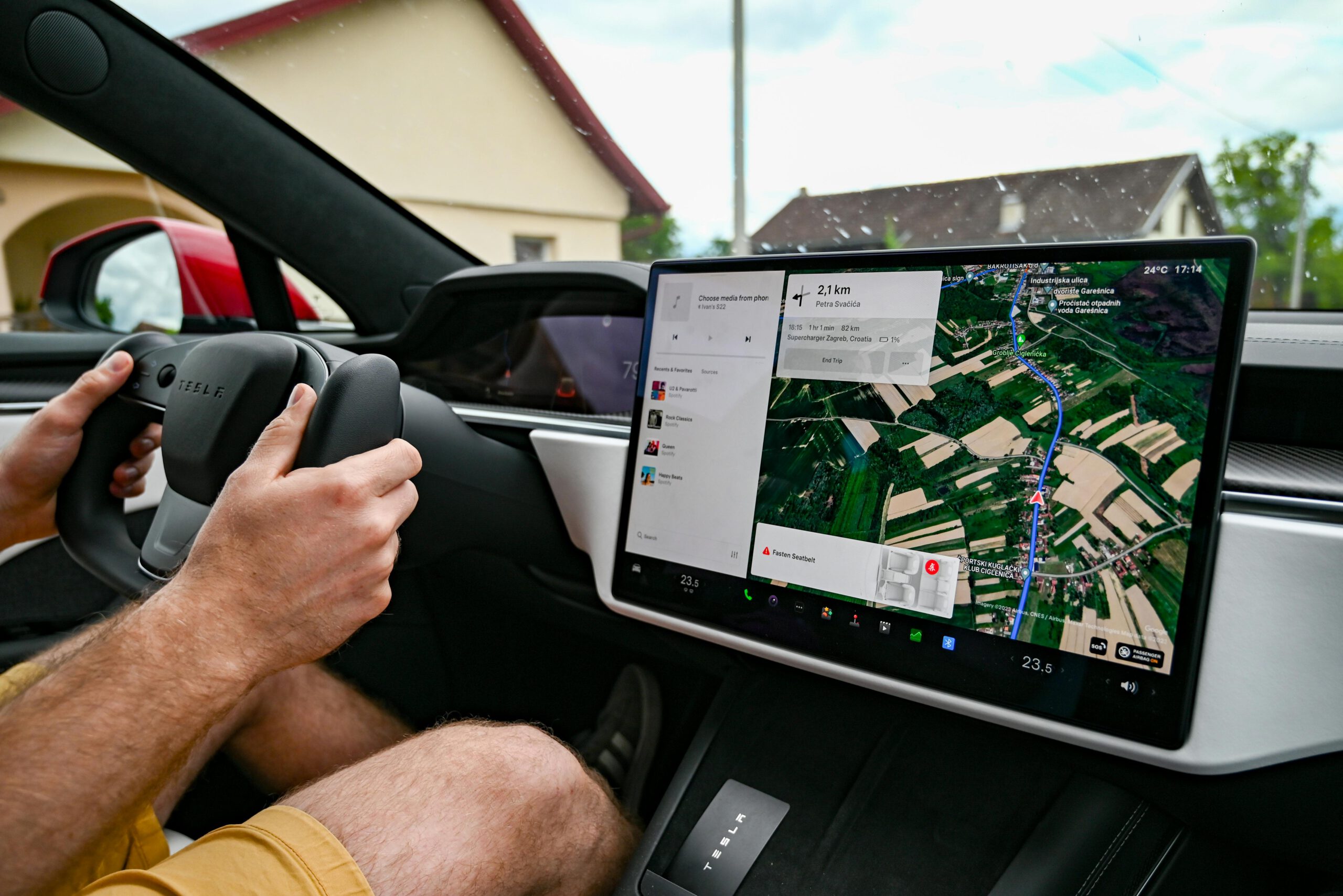 Your dashboard is tracking every move – what carmakers don't tell ...
