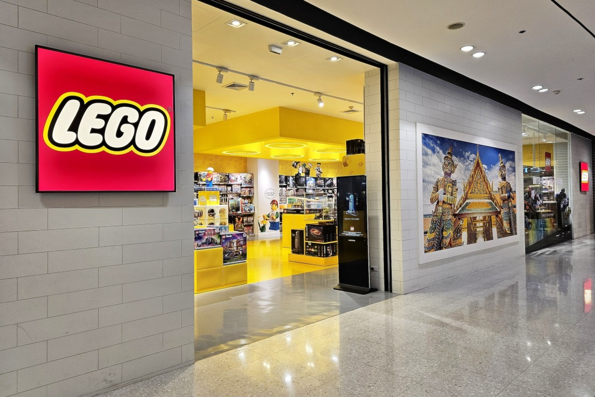 Lego launches 964-piece Snoopy's doghouse set for Peanuts' 75th anniversary