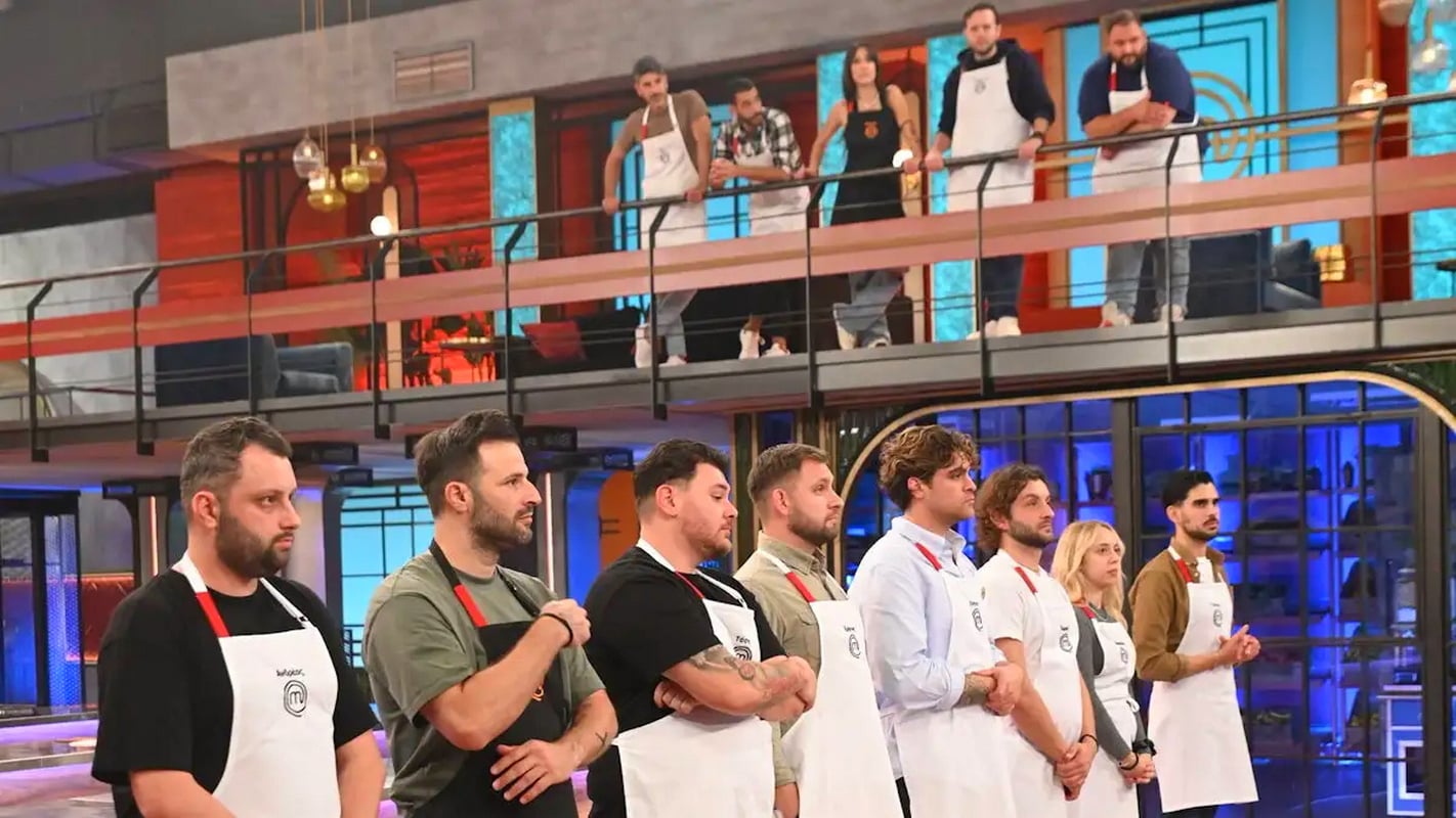 MasterChef: Δείτε ποιοι είναι οι δύο υποψήφιοι αποχώρησης από την «μπλε ...