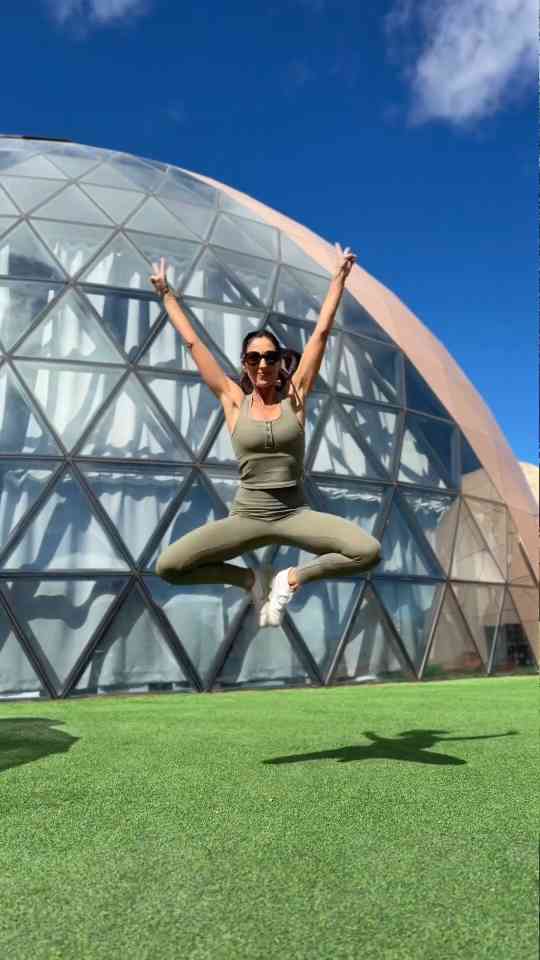 Look closely! How many times do I touch the ground 🤣 @clearskyresorts