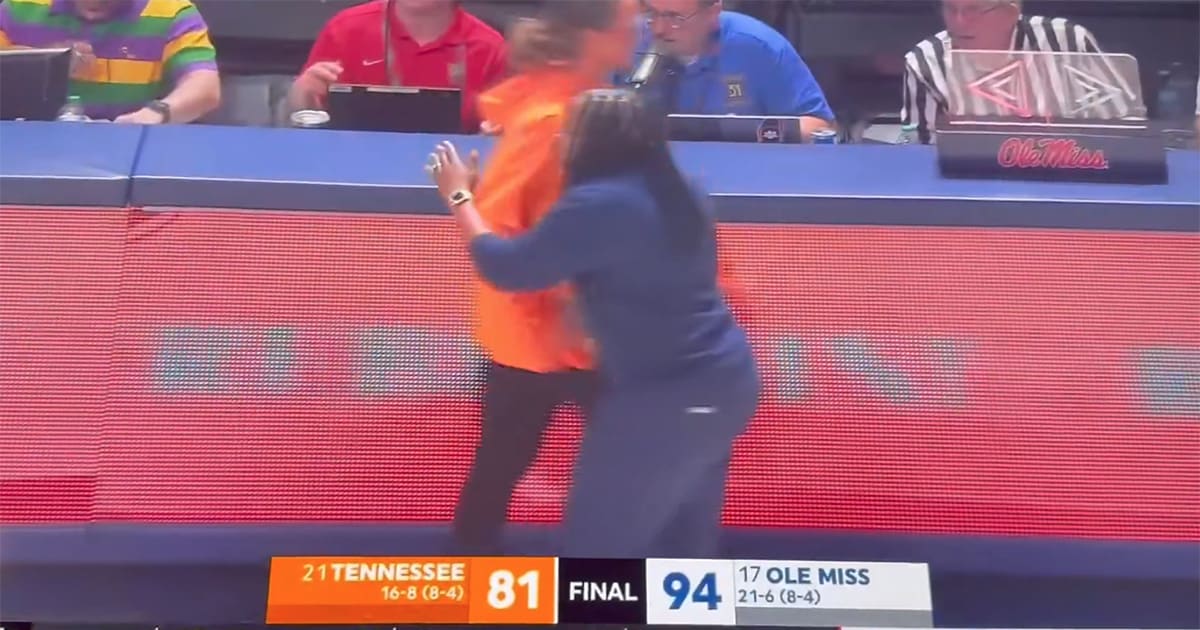Kim Caldwell blows past Yolett McPhee-McCuin in handshake line after ...