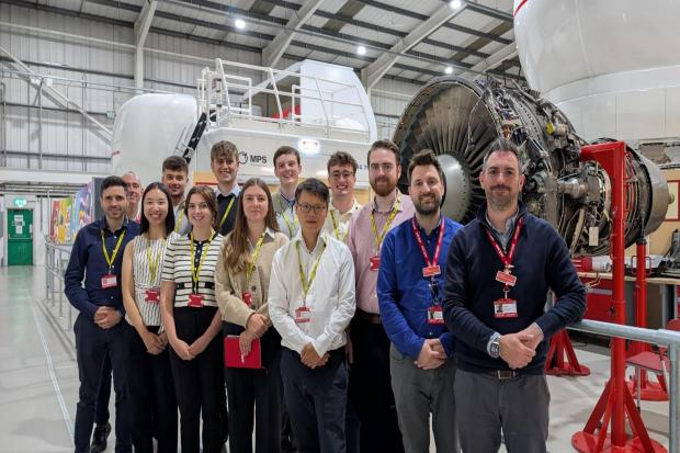 Major airline launches fully funded pilot training scheme for aspiring ...