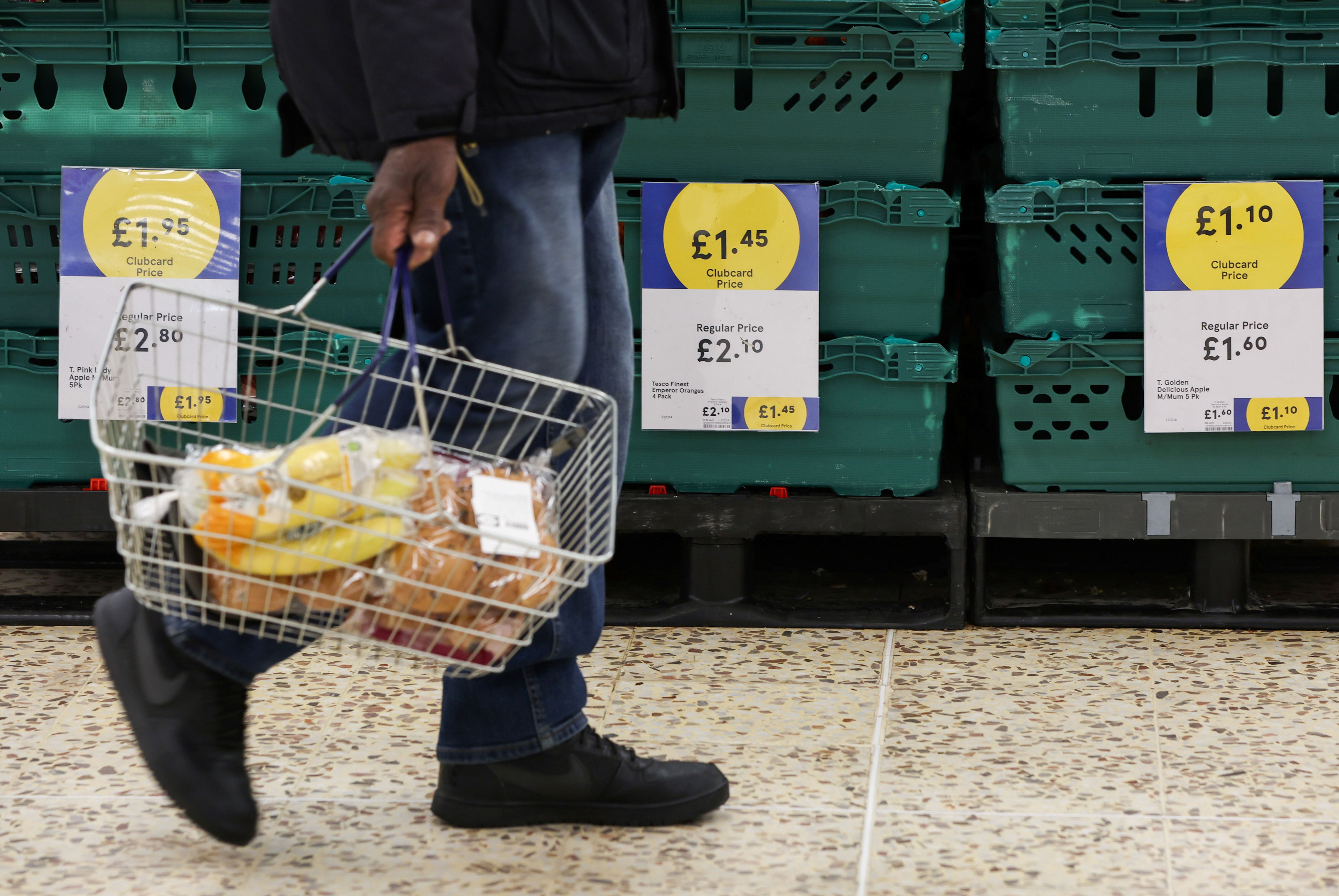 UK inflation falls to lowest since March 2025