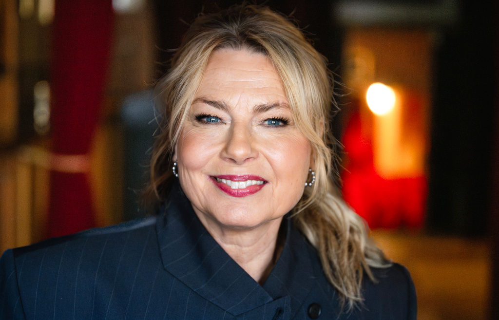 Helena Bergström gör teater av sitt trauma