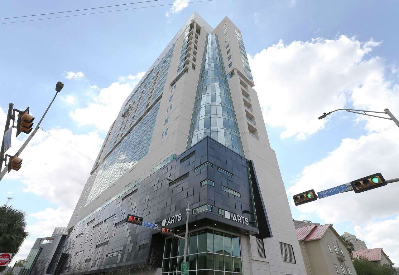 Luxury San Antonio hotel set for sale after defaulting on $44M investment