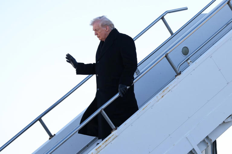 Air Force presidential fleet being transformed into Trump’s signature ...